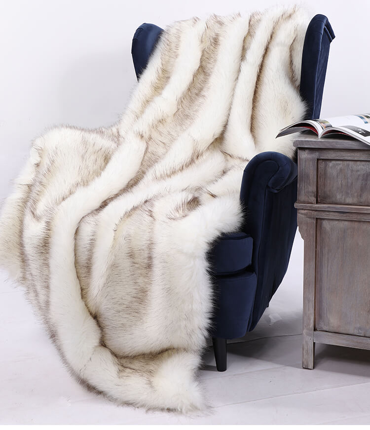 Long Hair Faux Fur Throw Blanket – sweaterpicks